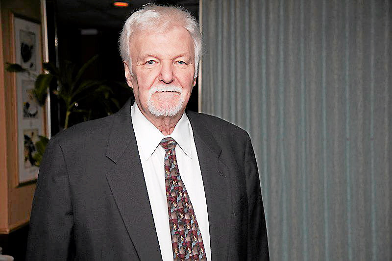 New Haven TV personality Mike Warren dies at 80