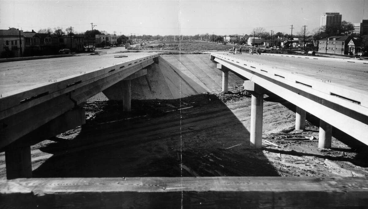 Vintage photos of Houston's Southwest Freeway show how it's changed ...
