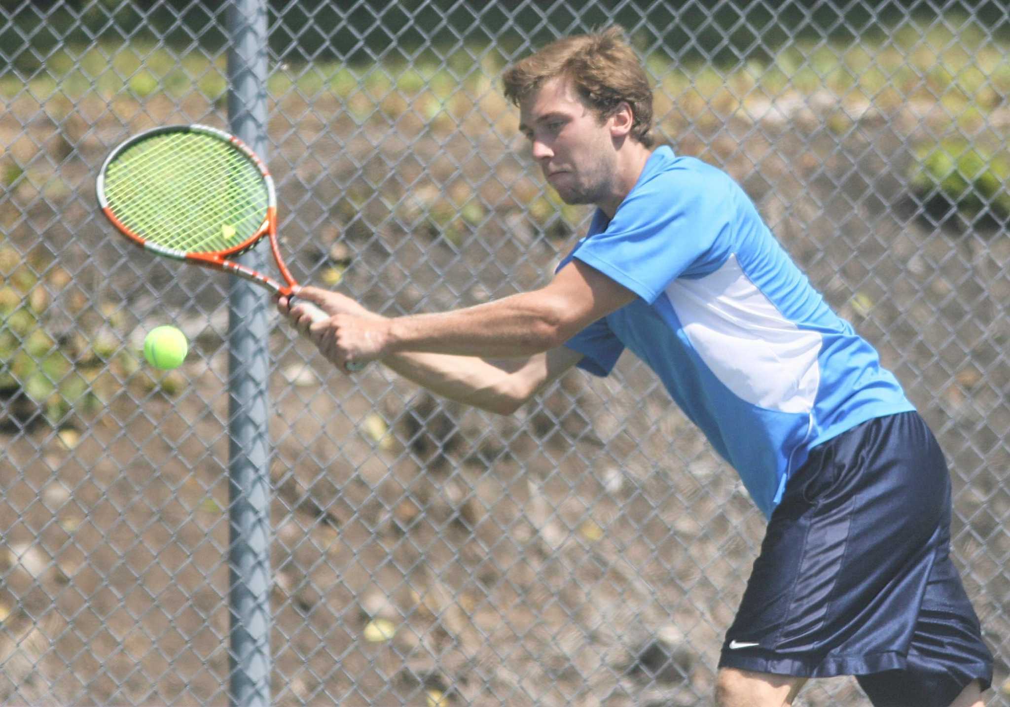 Oneida tennis tourney won by Carmola and Moore