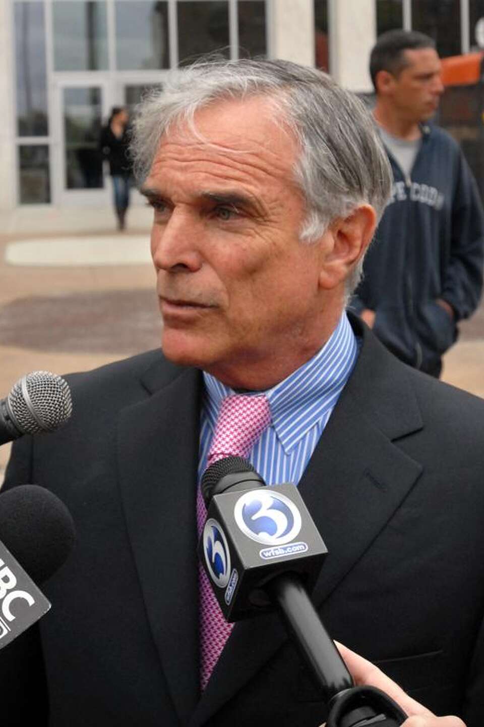 New Haven attorney still practicing amid scandal but plans to retire