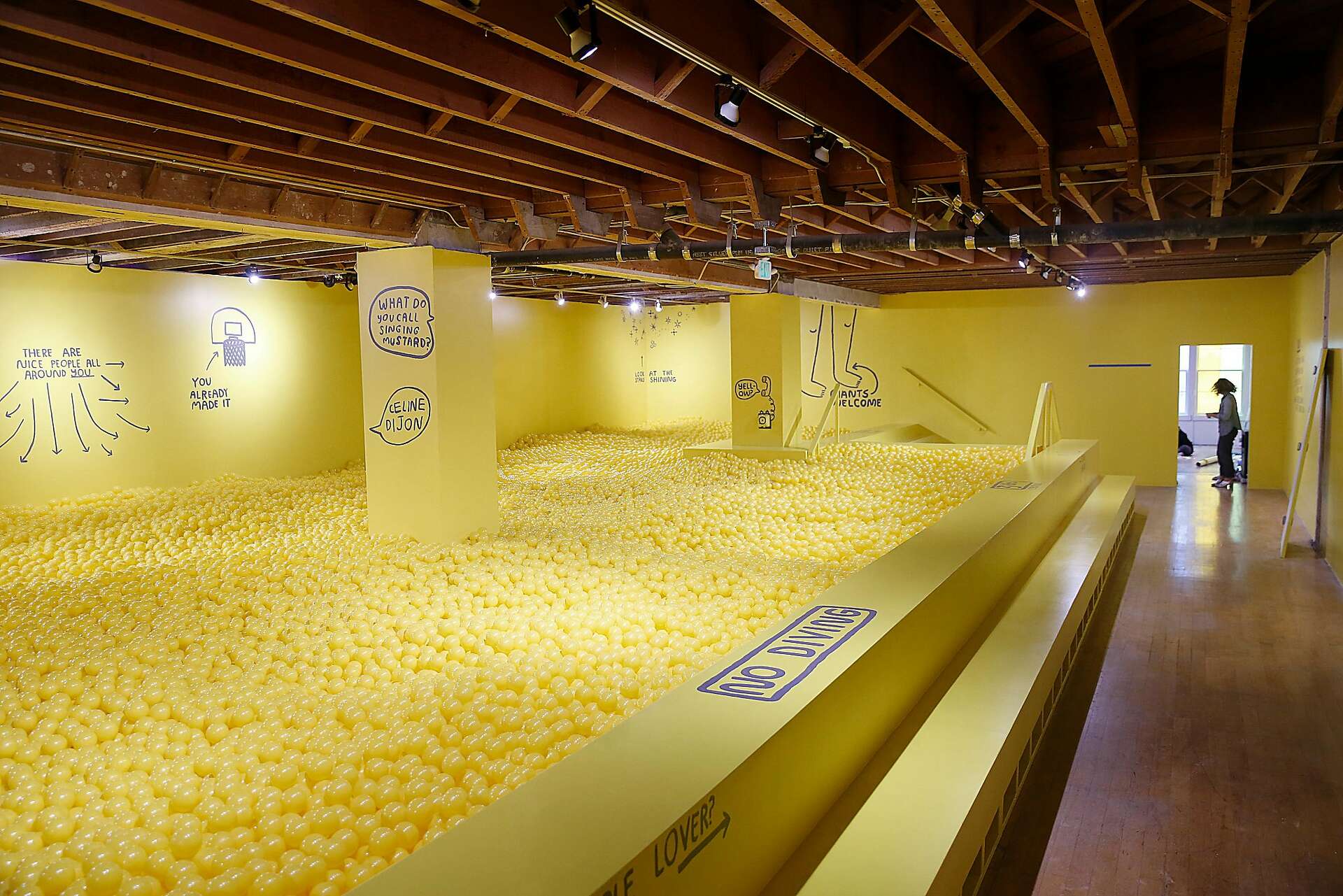 Color Factory pop-up offers a rainbow of activities