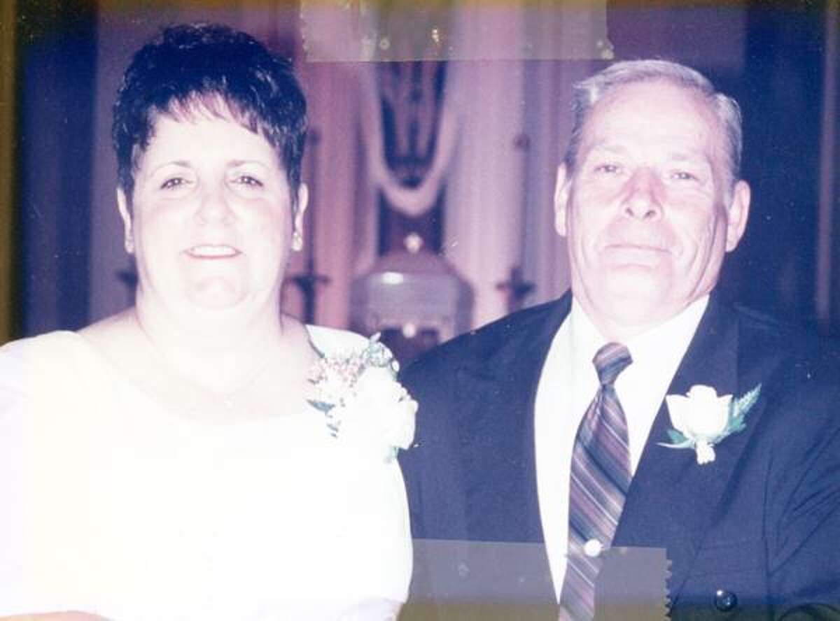 Marylou and George Hewitt celebrate 50 years of marriage