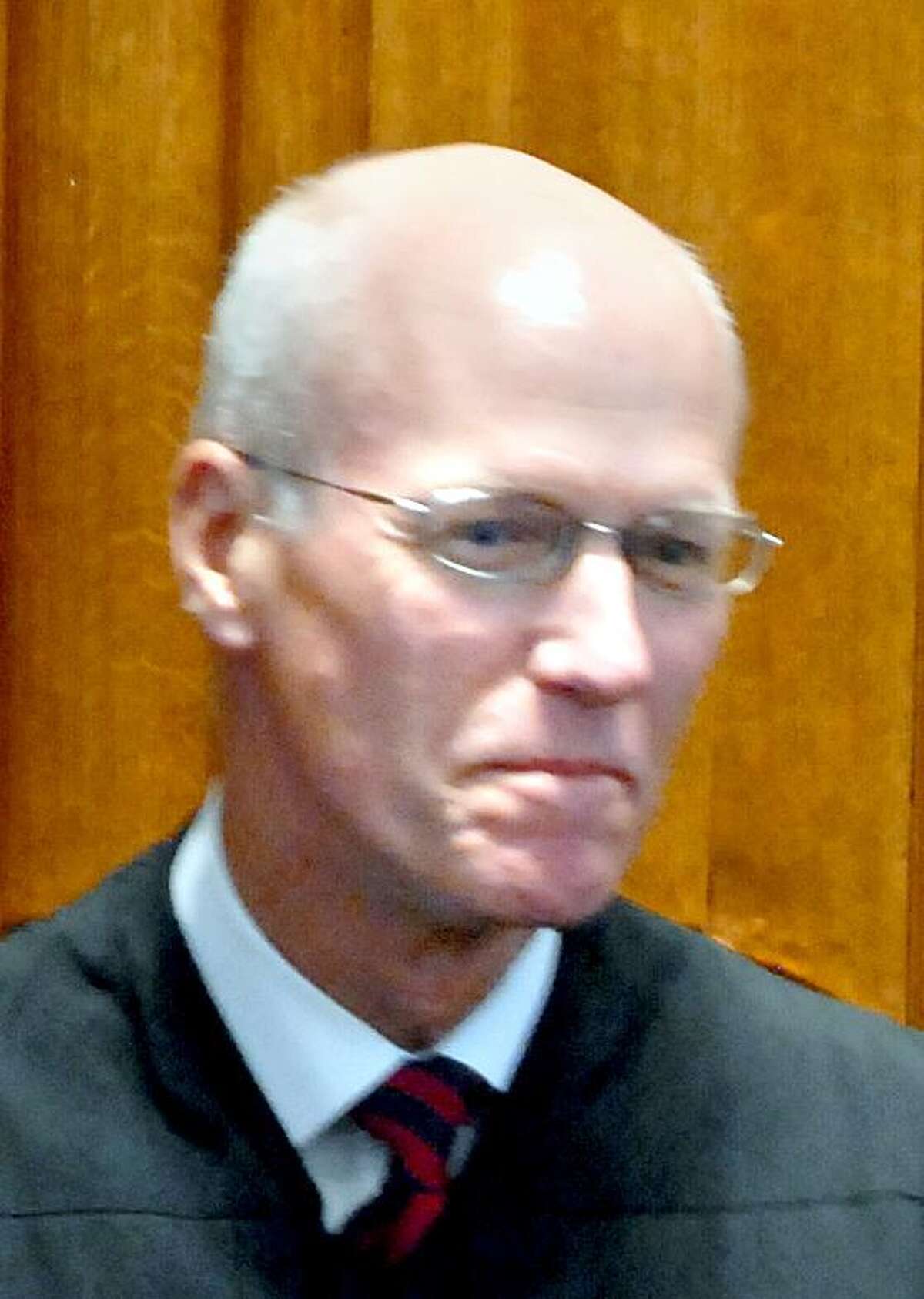 New Haven federal Judge Mark Kravitz dies at Guilford home