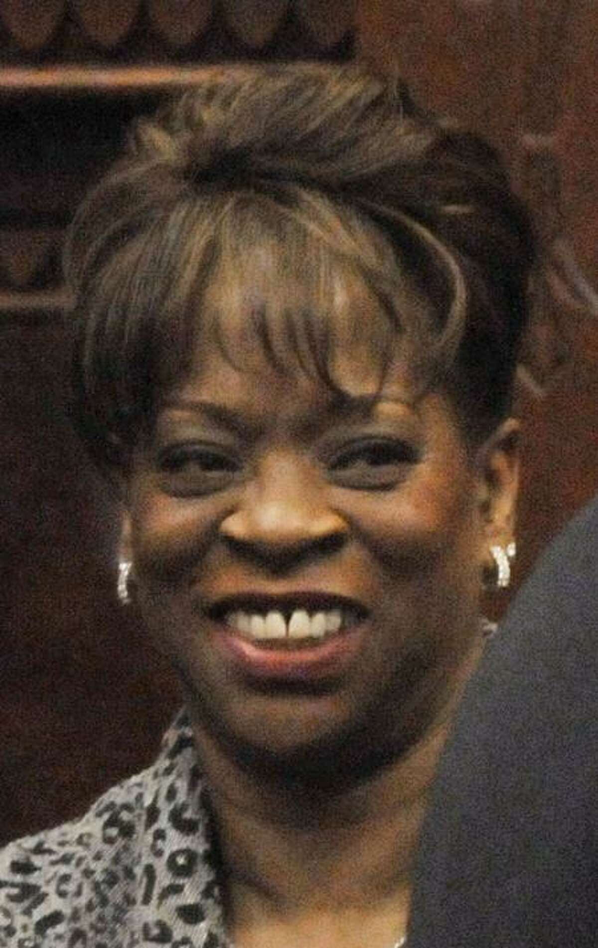 Investigator recommends retraining for Hartford cop who ticketed ...