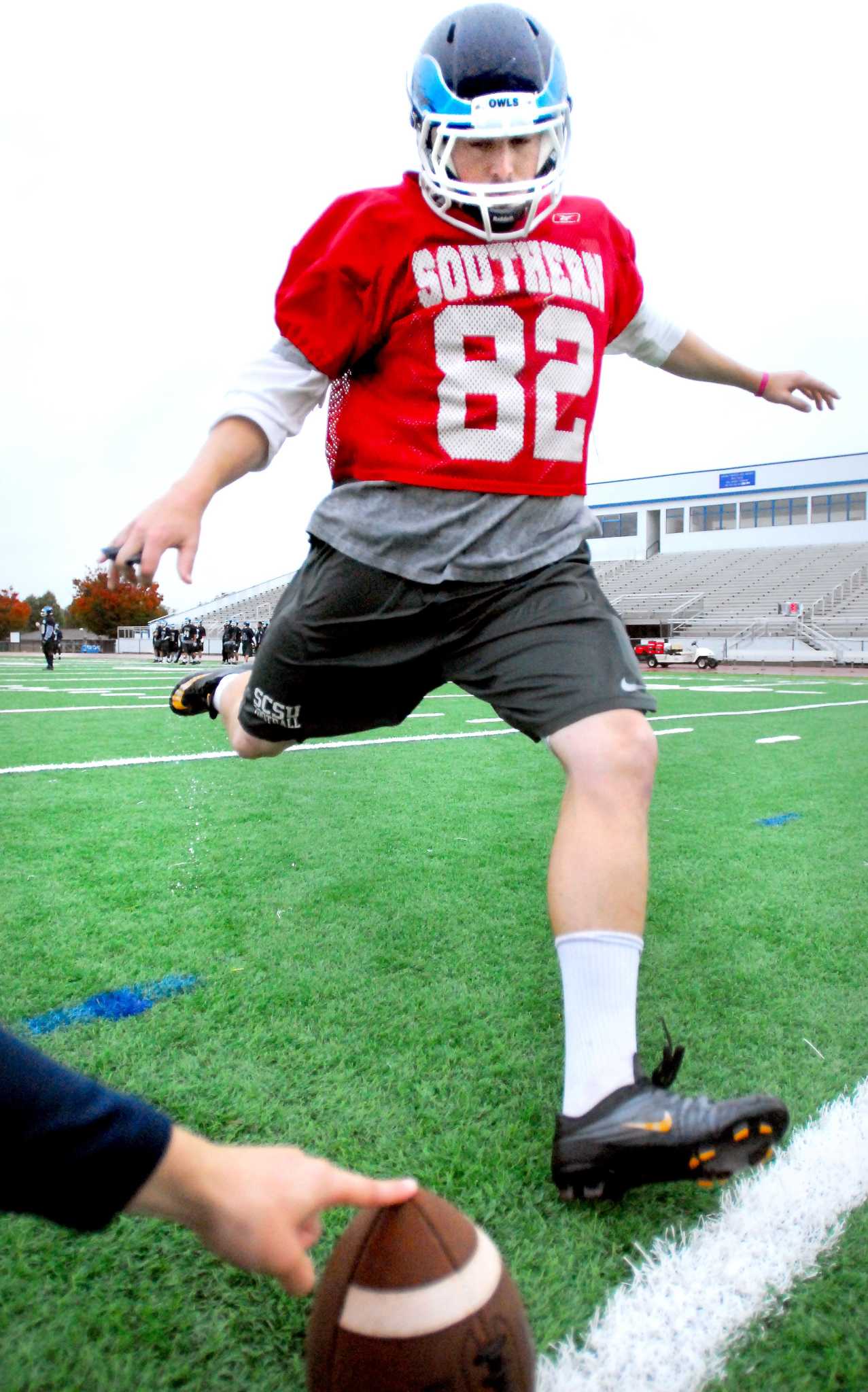 SOUTHERN CONN. FOOTBALL: Chris Hazelton getting his kicks for Owls (video)