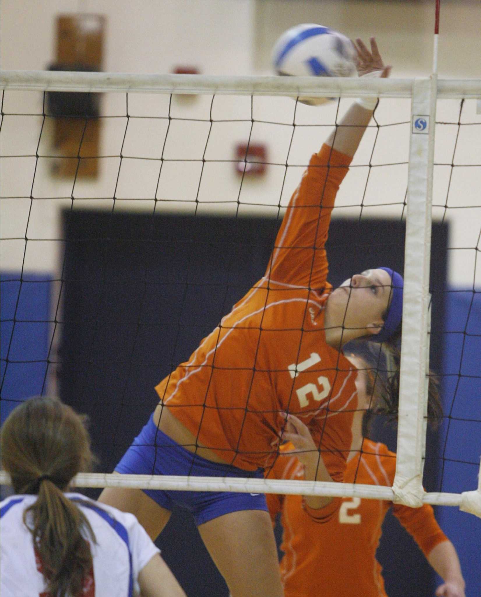 Oneida girls volleyball beats New Hartford 3-1