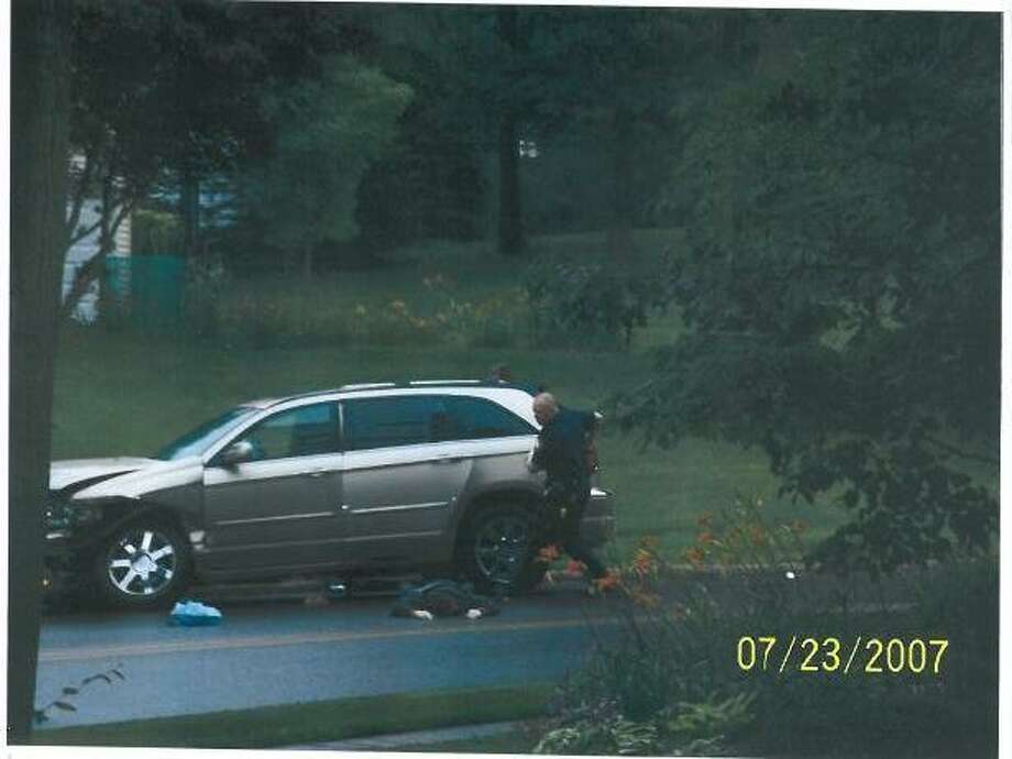 State releases video of Jennifer Hawke-Petit in bank, 911 tapes - New ...