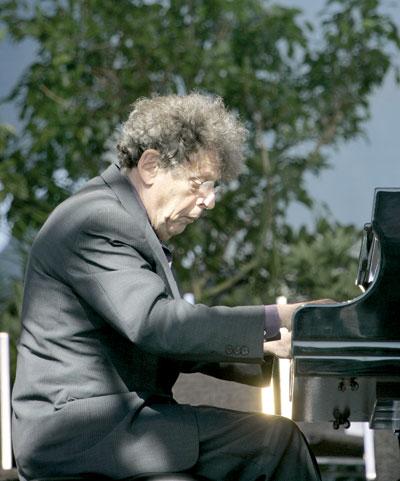 A Full Glass: Composer is main attraction at Arts & Ideas (audio)