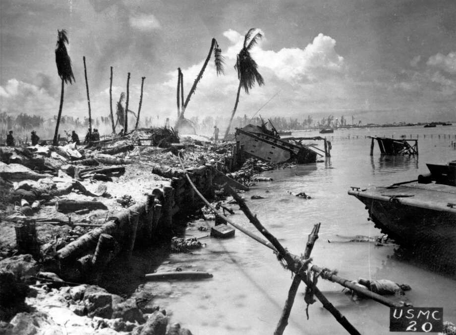 Images from the battle of Tarawa - Chron