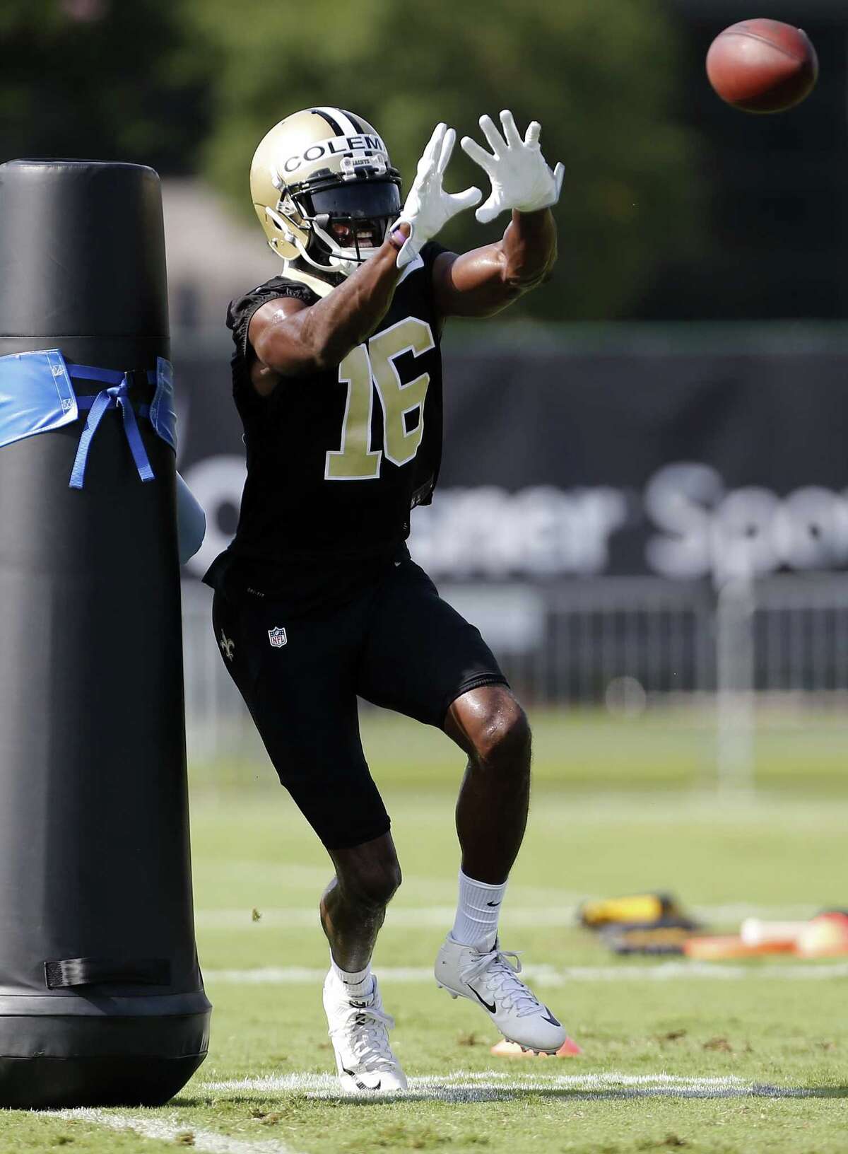 NFL: Saints QB Brees calls his contract a 'non-issue'