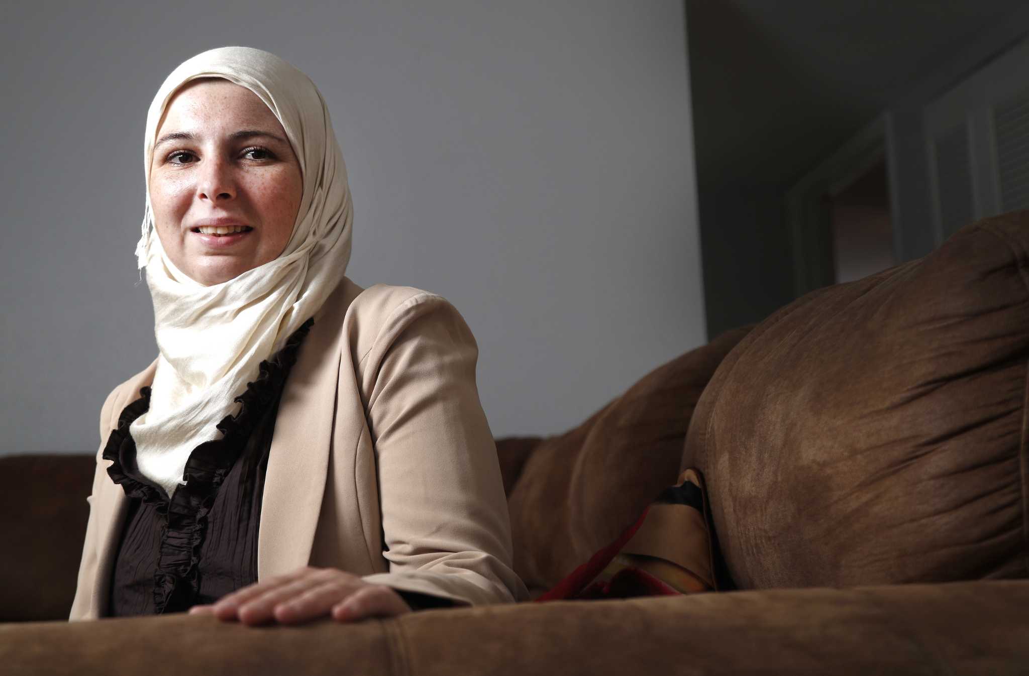 Astros await refugee's first pitch in a new country