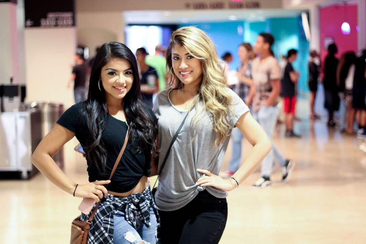 PHOTOS: Fans support the Stars as they face the Sparks July 28, 2017