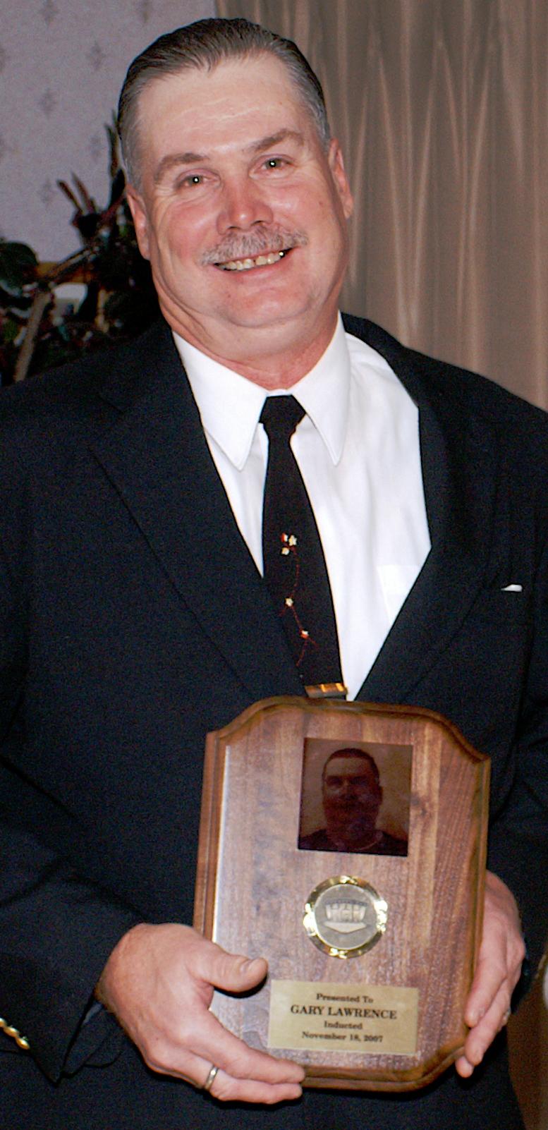 Lawrence still lives for softball season