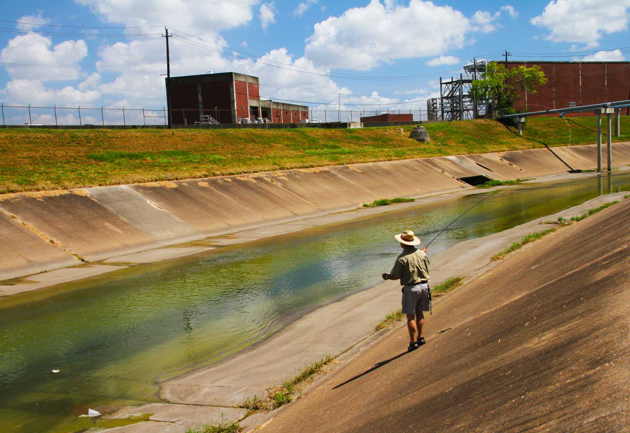 Houston's urban bayous hold fishing surprises