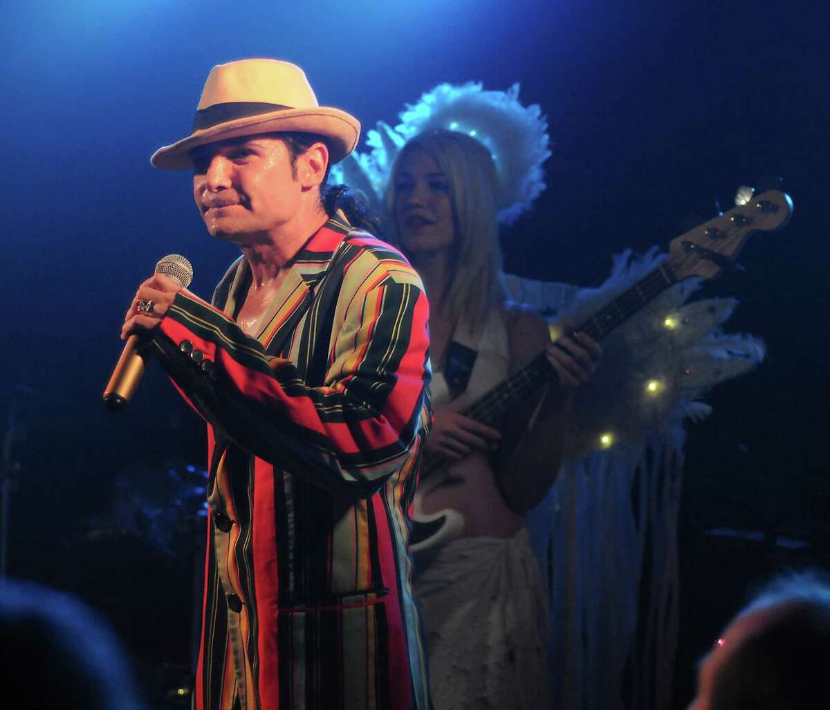 '80s star Corey Feldman goes 4 it at White Oak Music Hall