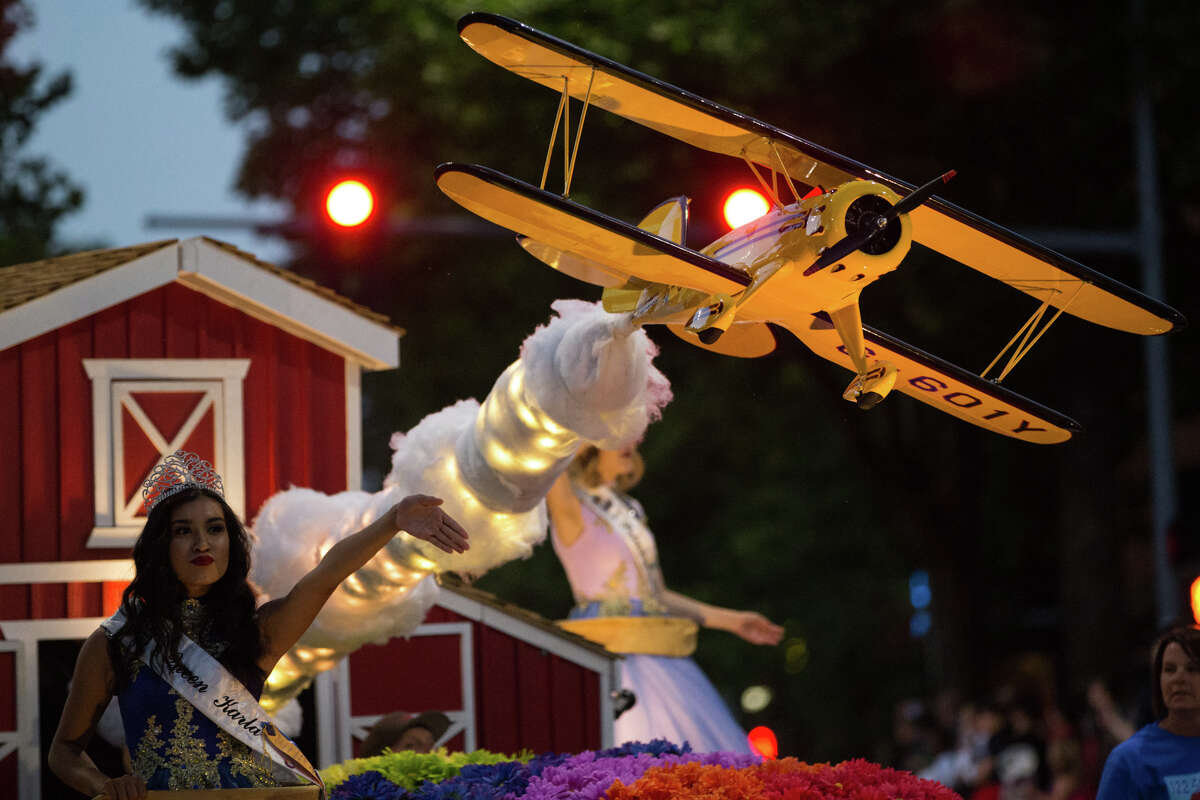Torchlight Parade rolls through downtown Seattle