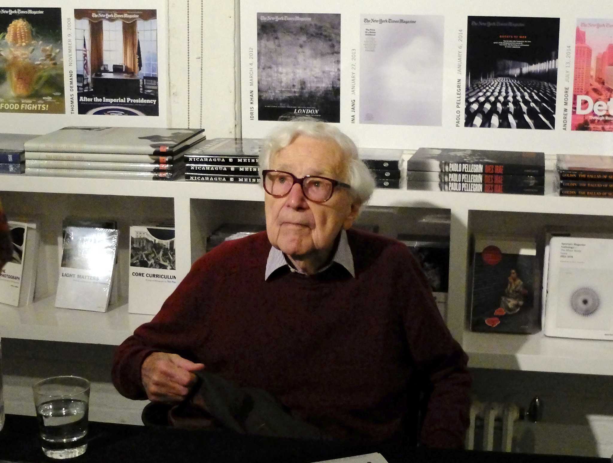 Renowned photo editor John Morris dies at 100