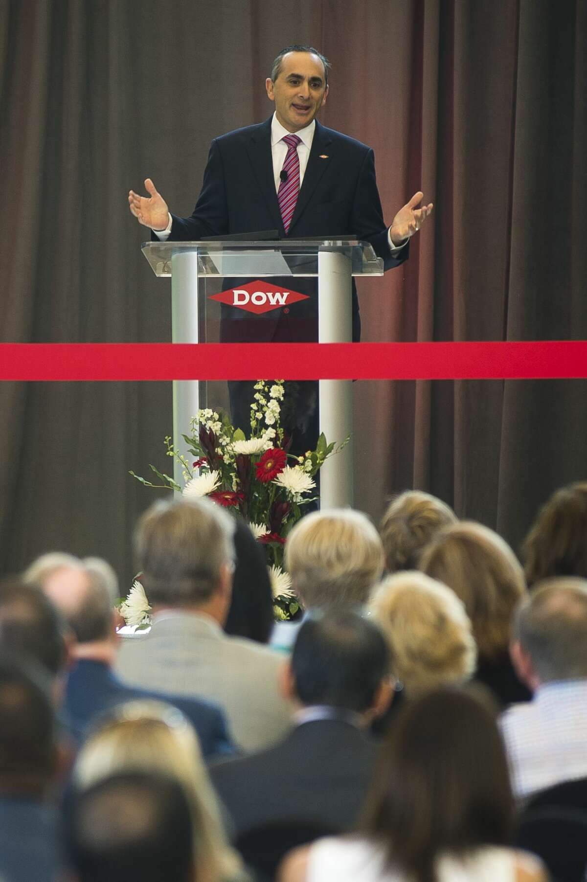 Dow unveils new headquarters in Midland