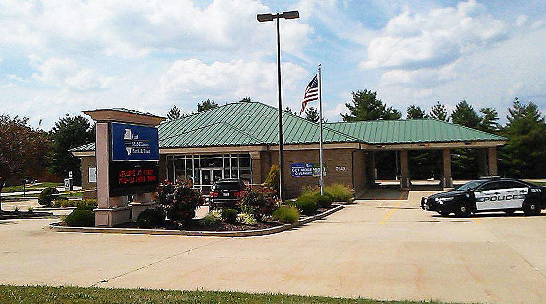 UPDATED: Edwardsville Police release info about First Mid-Illinois Bank ...
