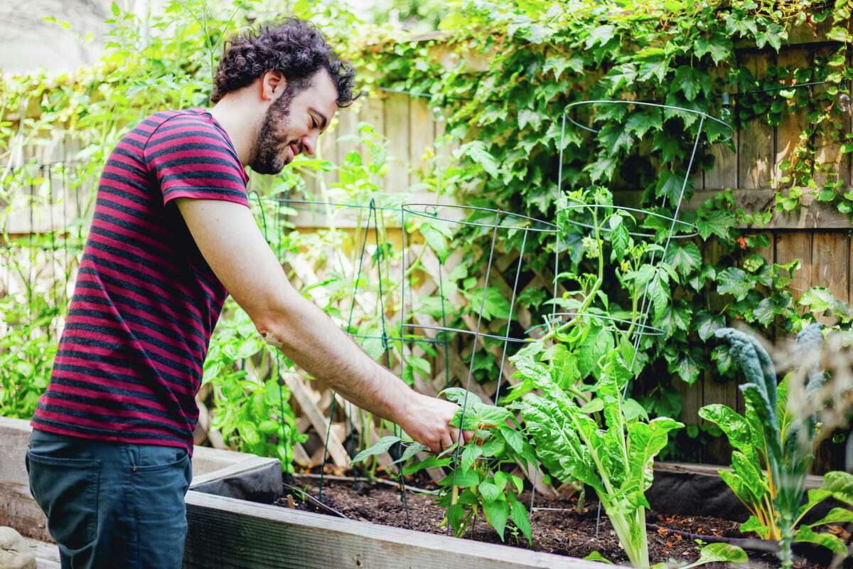 At home with GBS conductor Eric Jacobsen
