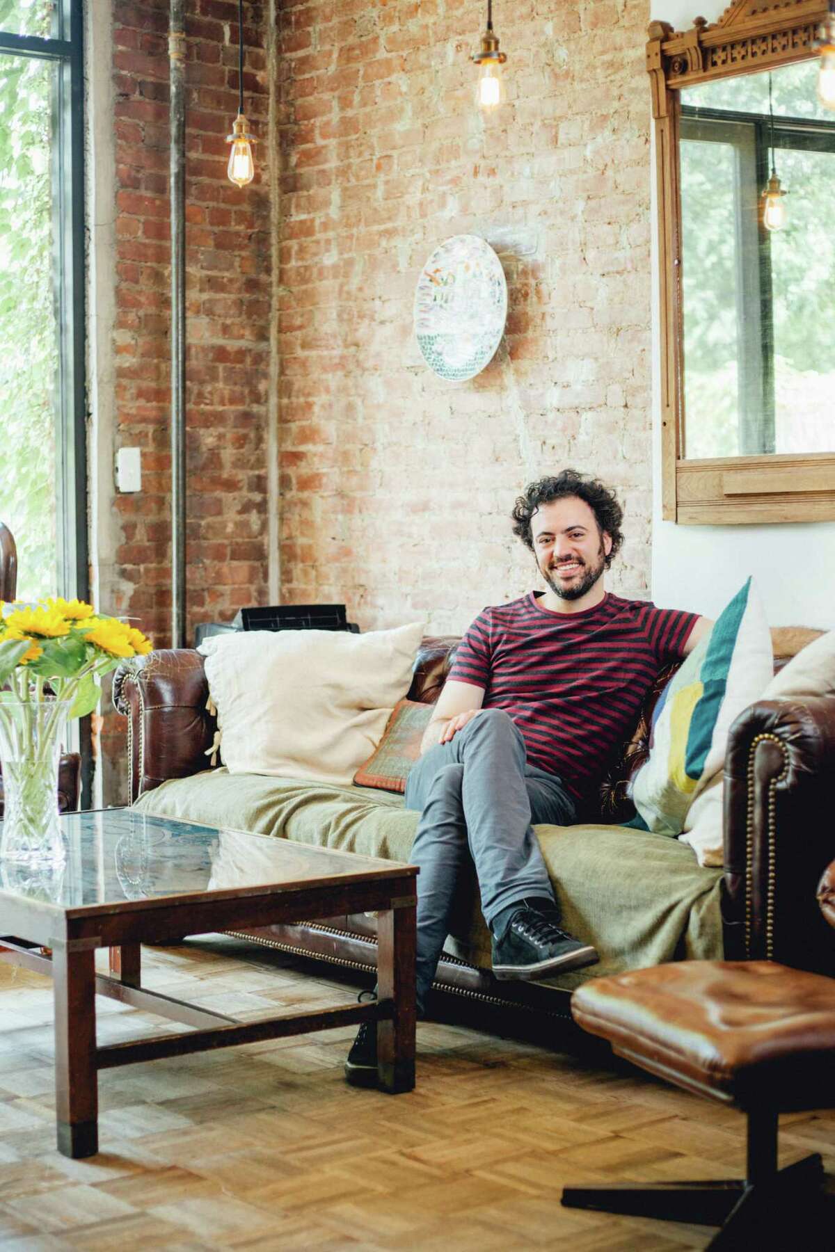 At home with GBS conductor Eric Jacobsen