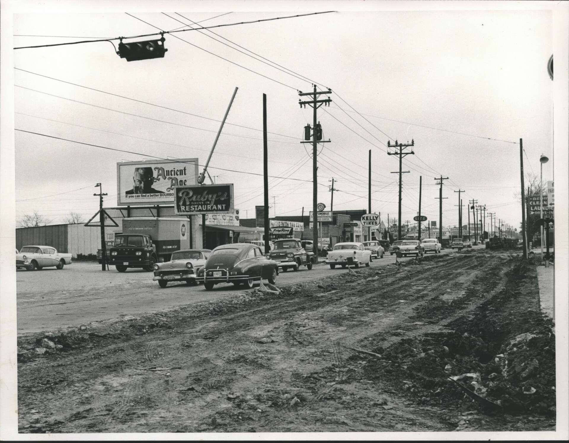 Historic photos provide new views of Rice, West University areas