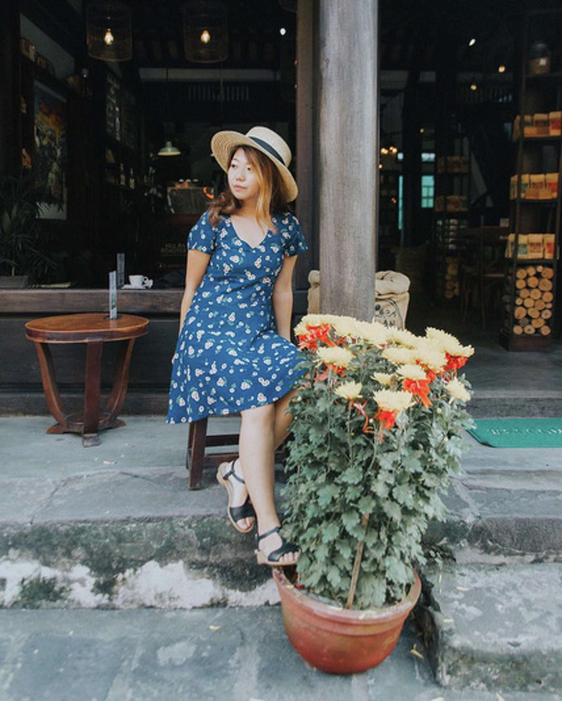 'Cup of TJ': San Francisco woman ditches 9-to-5 to become 'digital nomad'