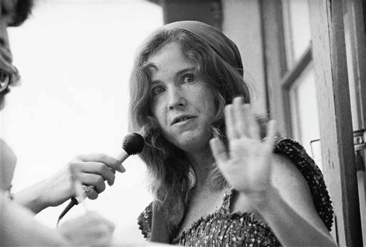 Mass murderer Charles Manson plans to marry