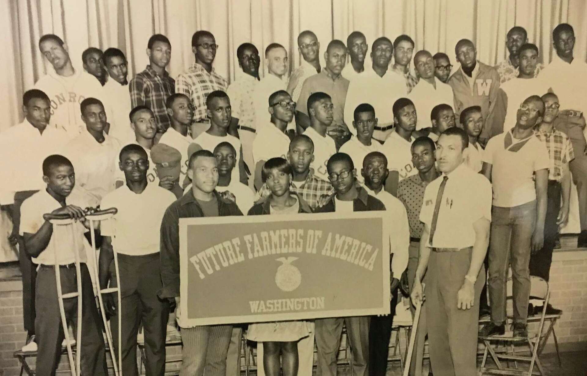 Faith Walston, Froncell Reece, Moores memorialized on Conroe entrances