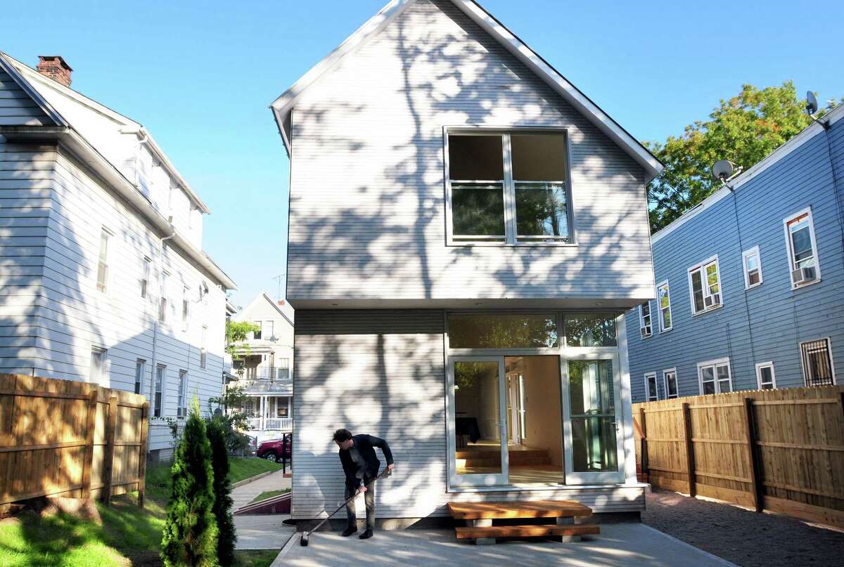 Photos: Yale Build Project Unveiling in New Haven