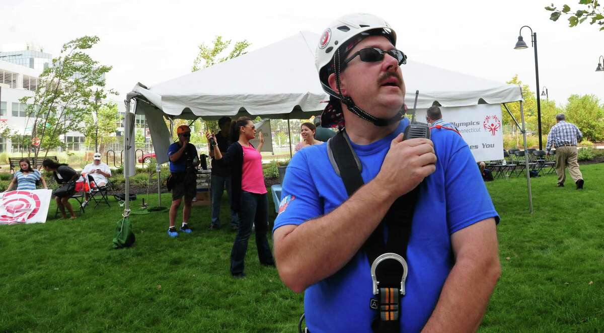 PHOTOS: Adrenaline Rush Over The Edge Rappelling