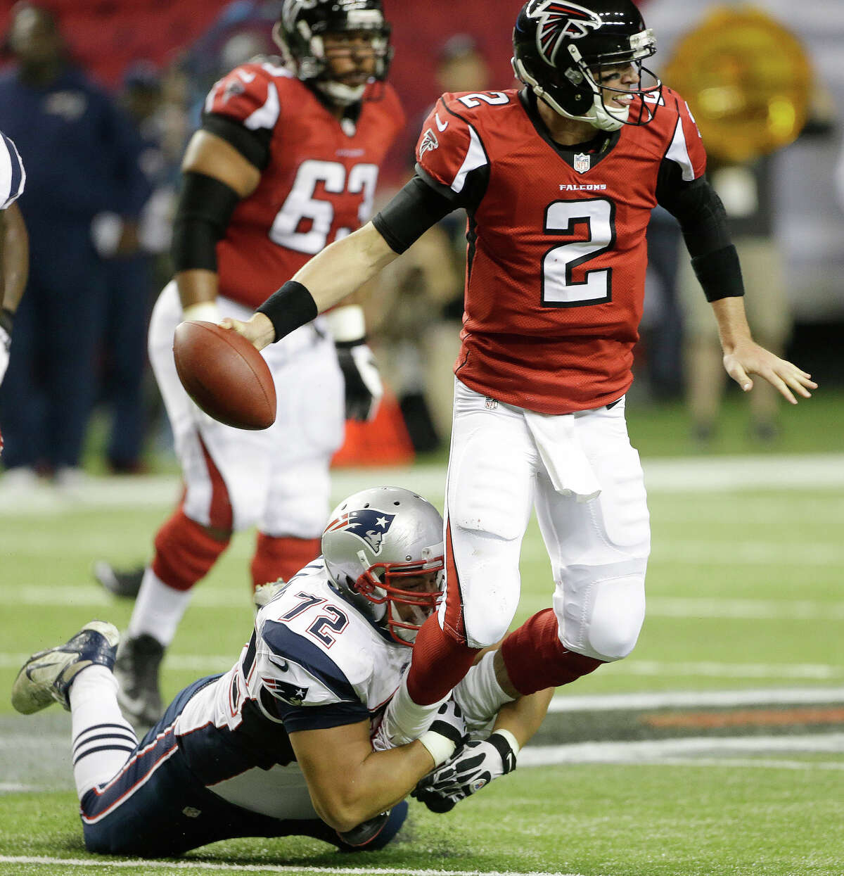 Photos: Patriots defeat Falcons 30-23