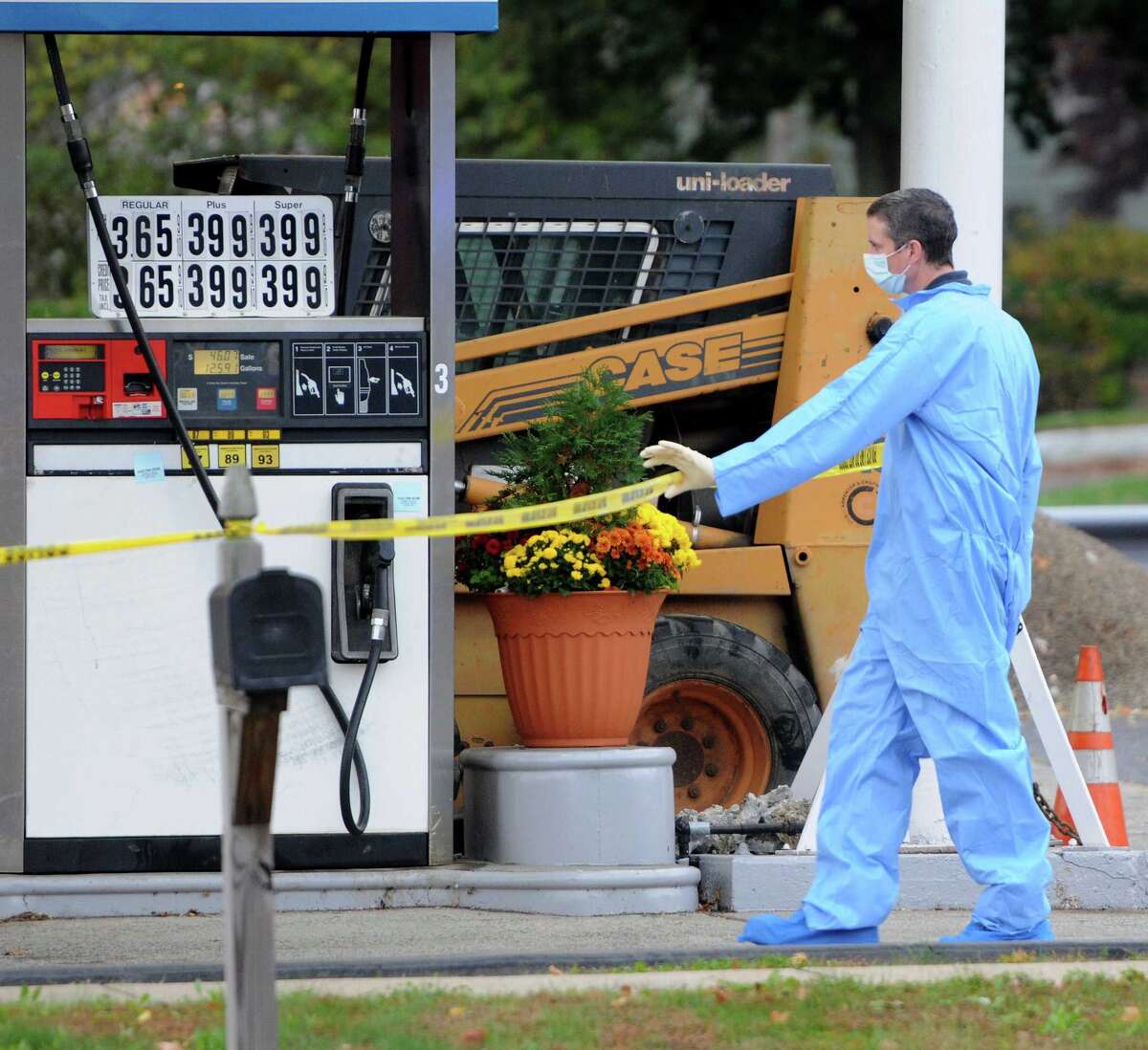 PHOTOS: Connecticut State Trooper Kills Robbery Suspect