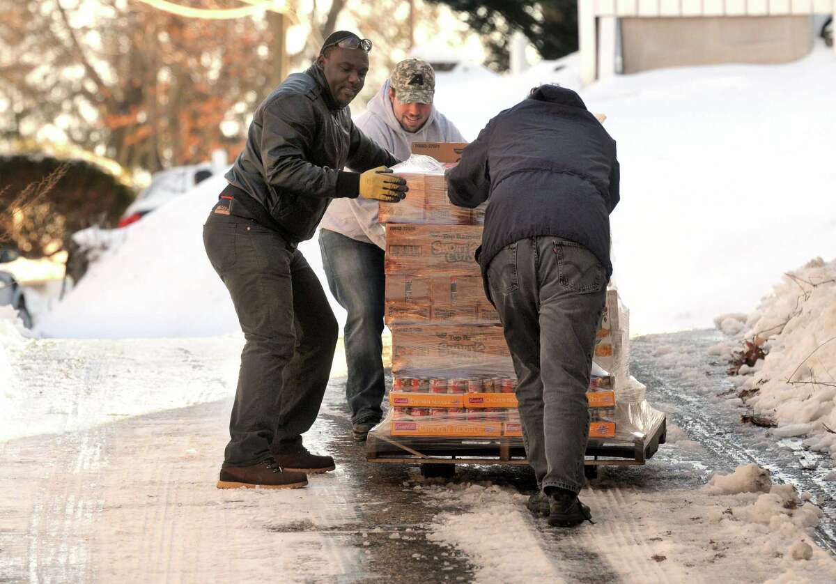 PHOTOS: Lex Products Donates Food to Area Charities, Shelton