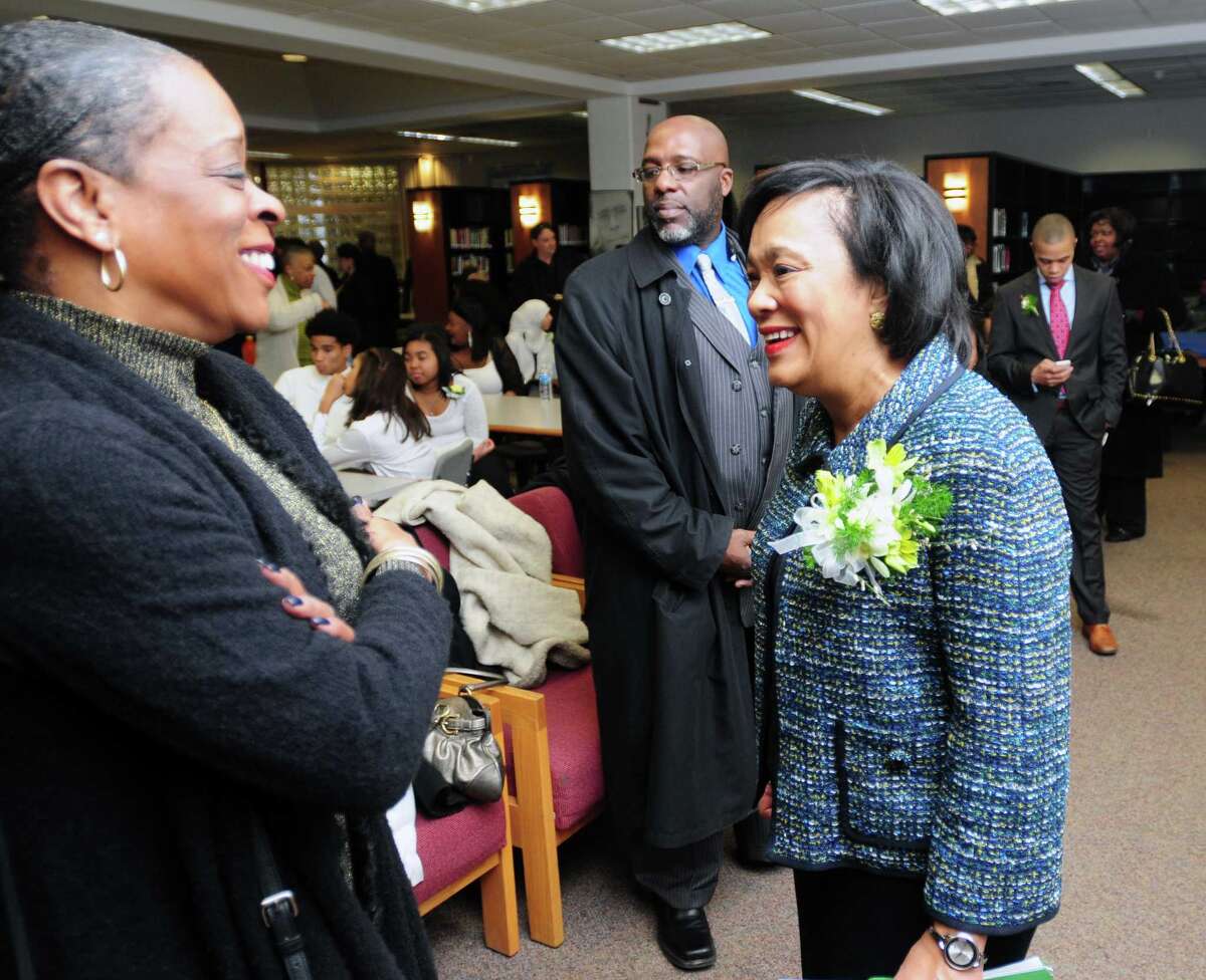 Toni Harp sworn in as 50th mayor of New Haven