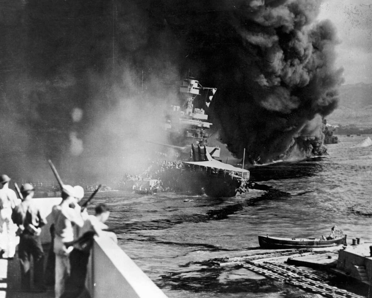 Photos: 76 years ago today, Pearl Harbor was bombed