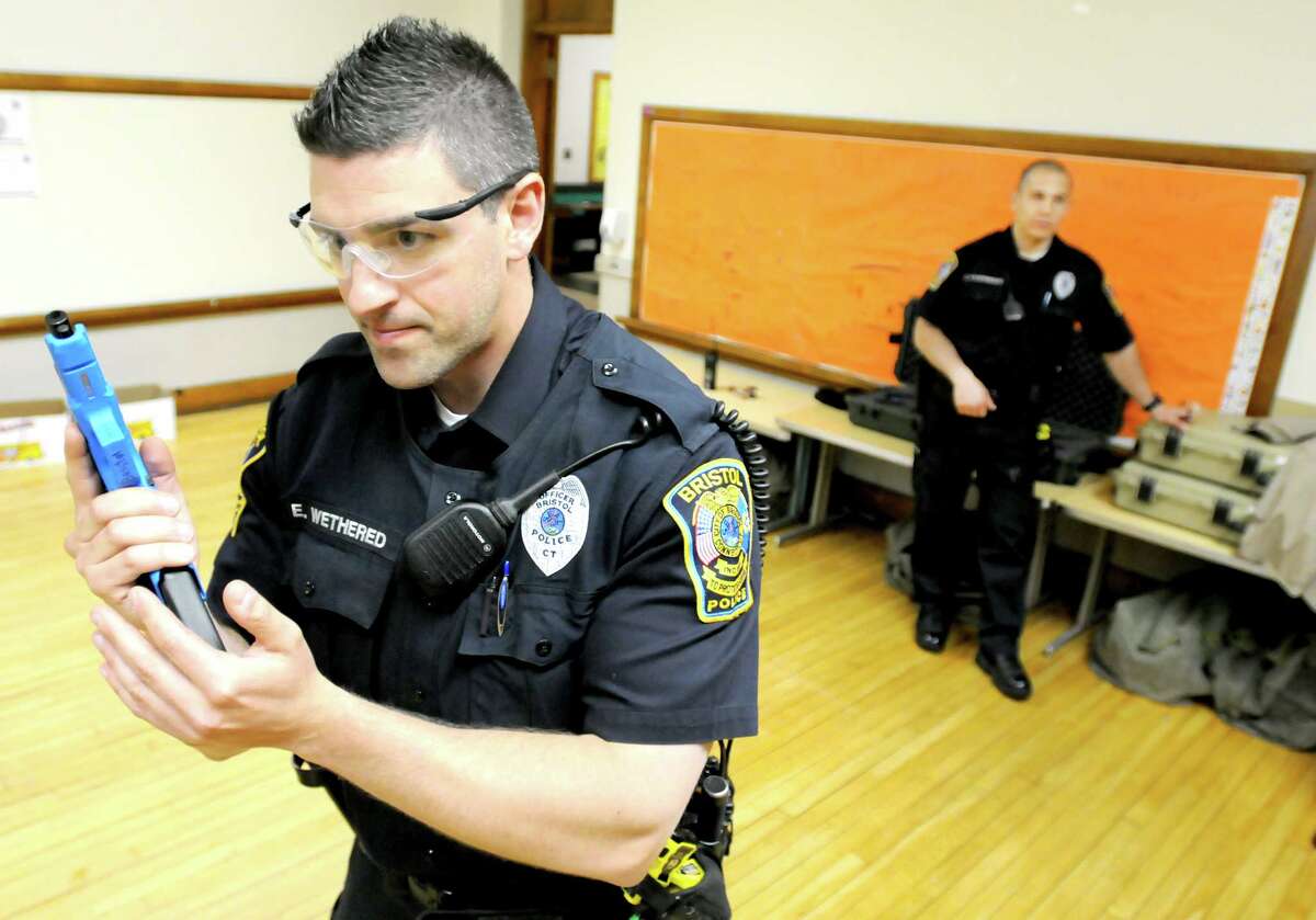 PHOTOS of Firearms Training Simulator Bristol, Conn. Police