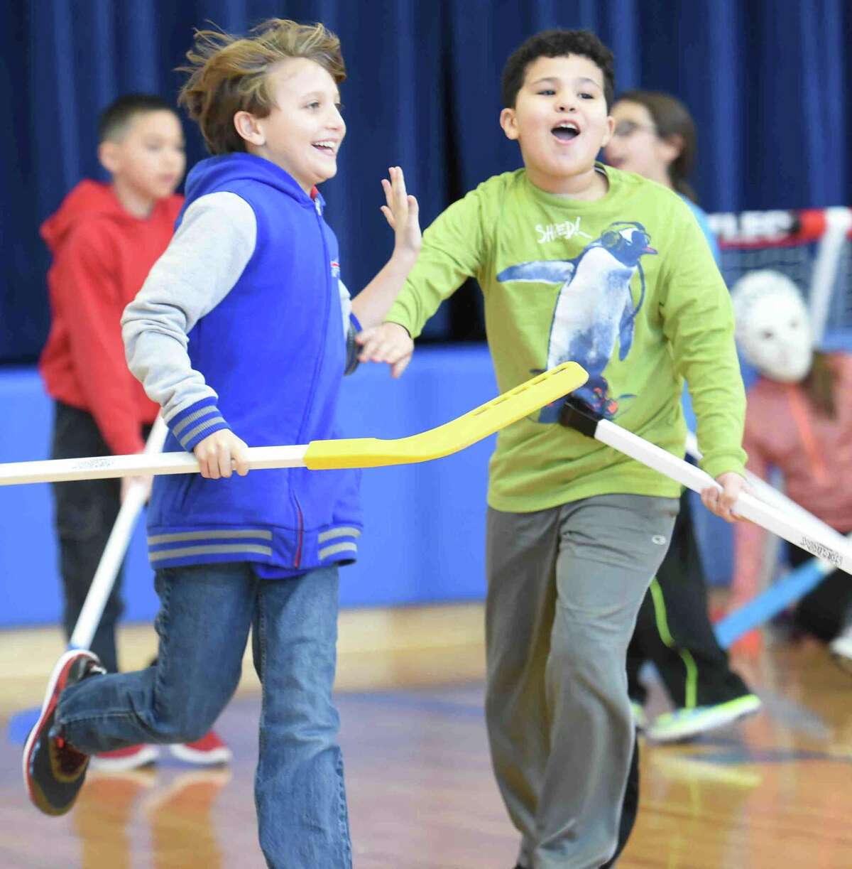 PHOTOS: Chatfield-LoPresti School Floor Hockey with the Sound Tigers