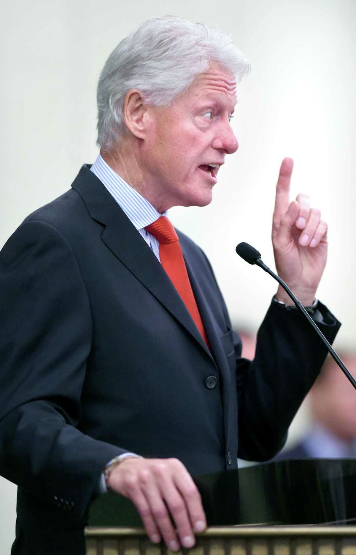 Photos of Bill Clinton visit to New Haven