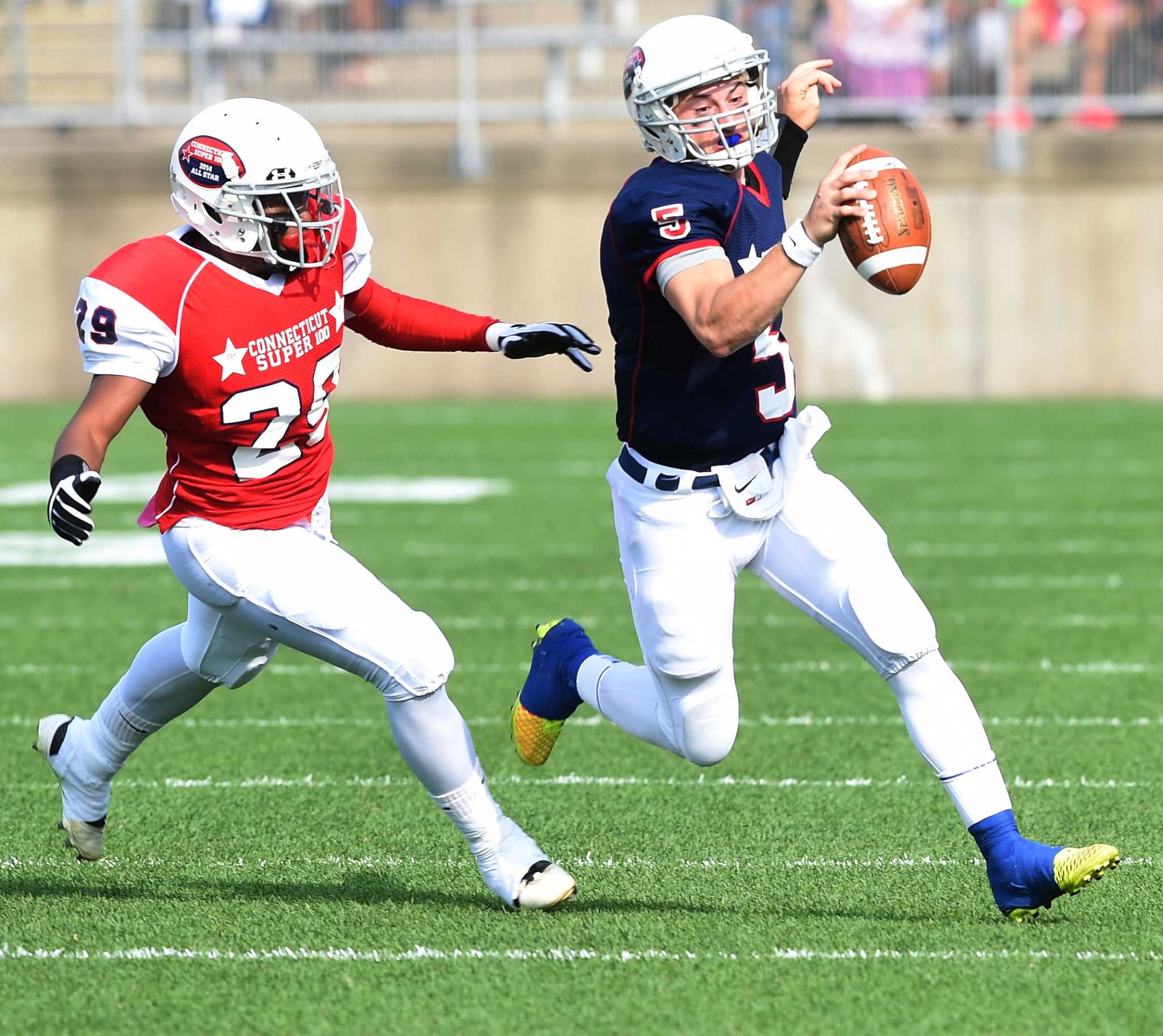 Photos of the Super 100 Classic Football Game, Rentschler Field, East ...