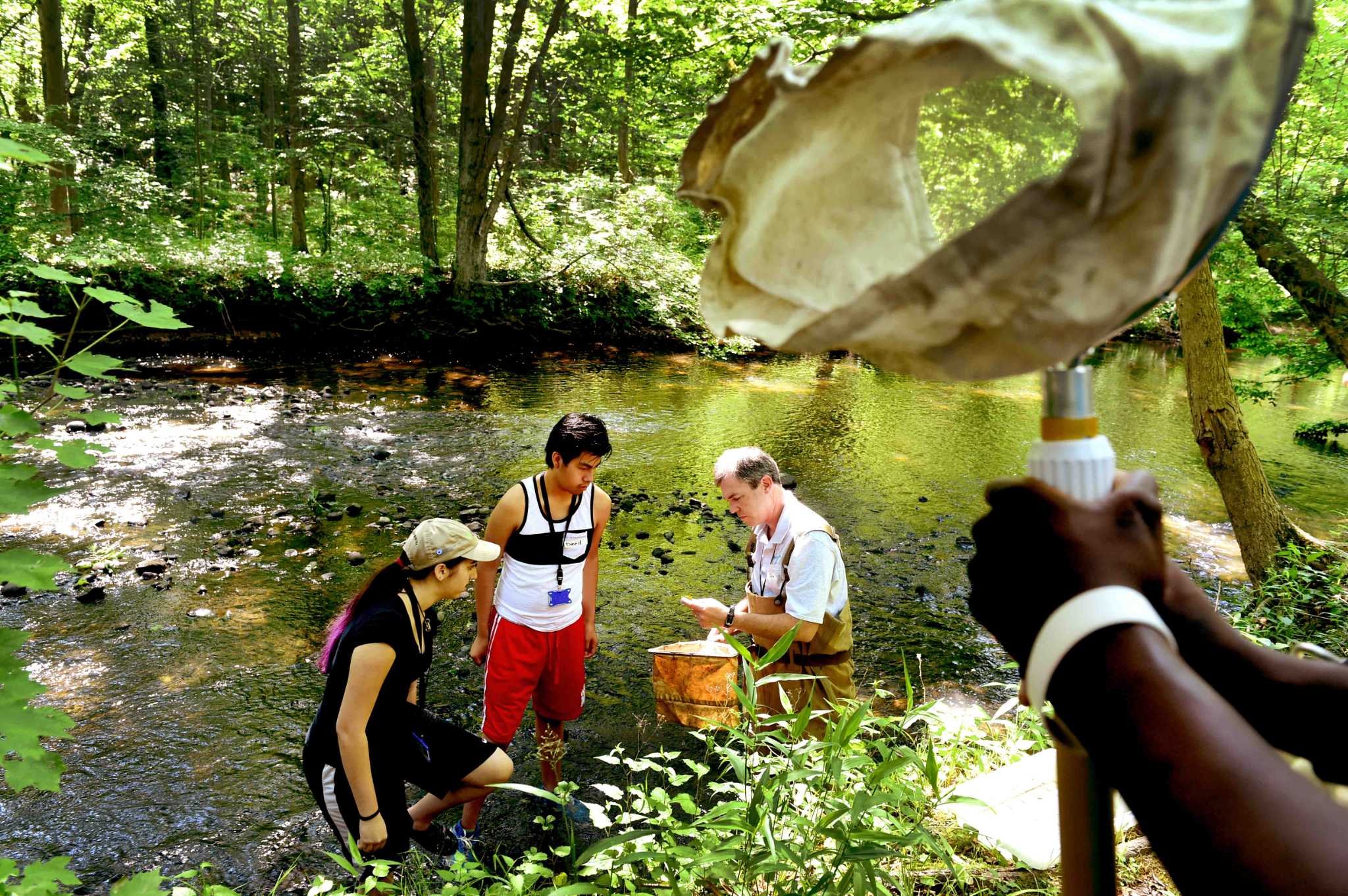 PHOTOS: Environmental Camp Teens Searching for Macroinvertebrates