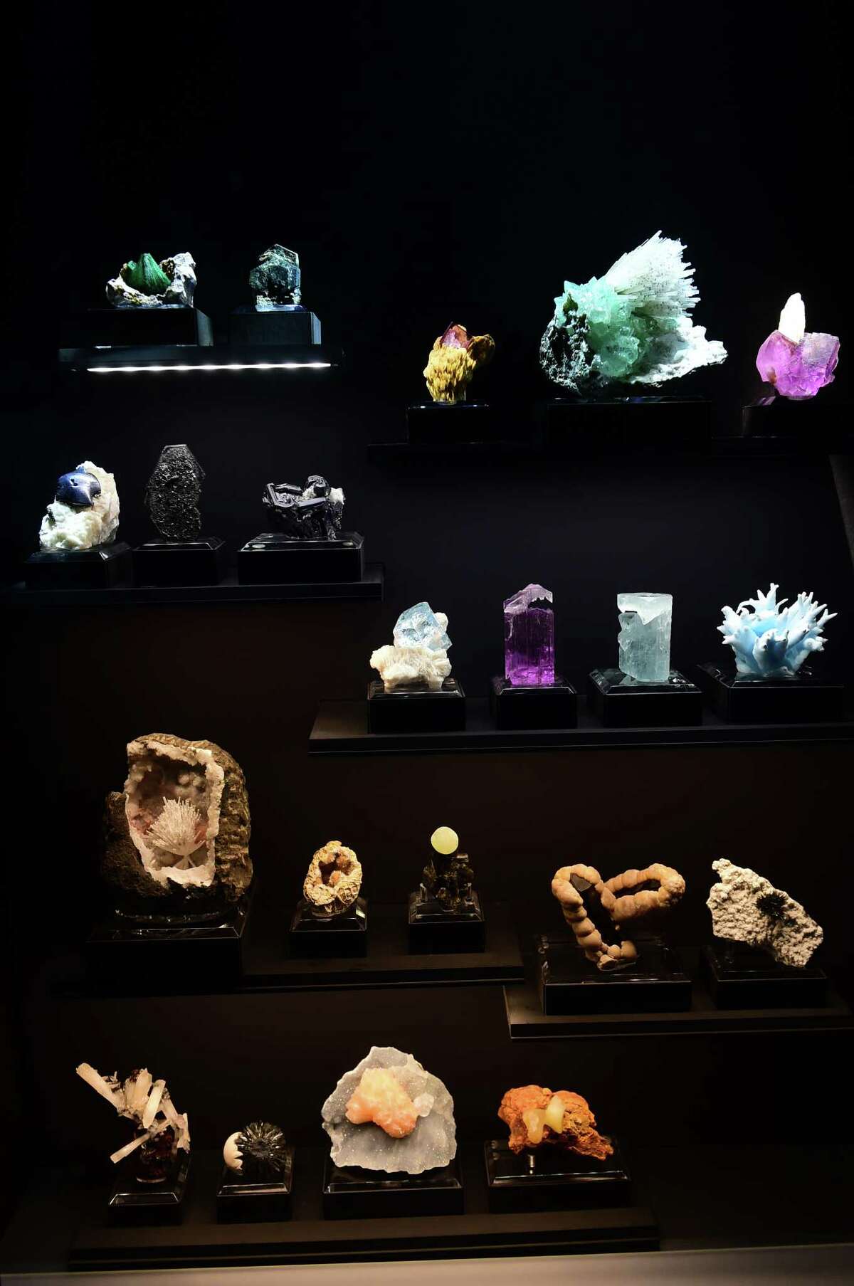 Yale Peabody Museum adding gem and mineral hall Oct. 23