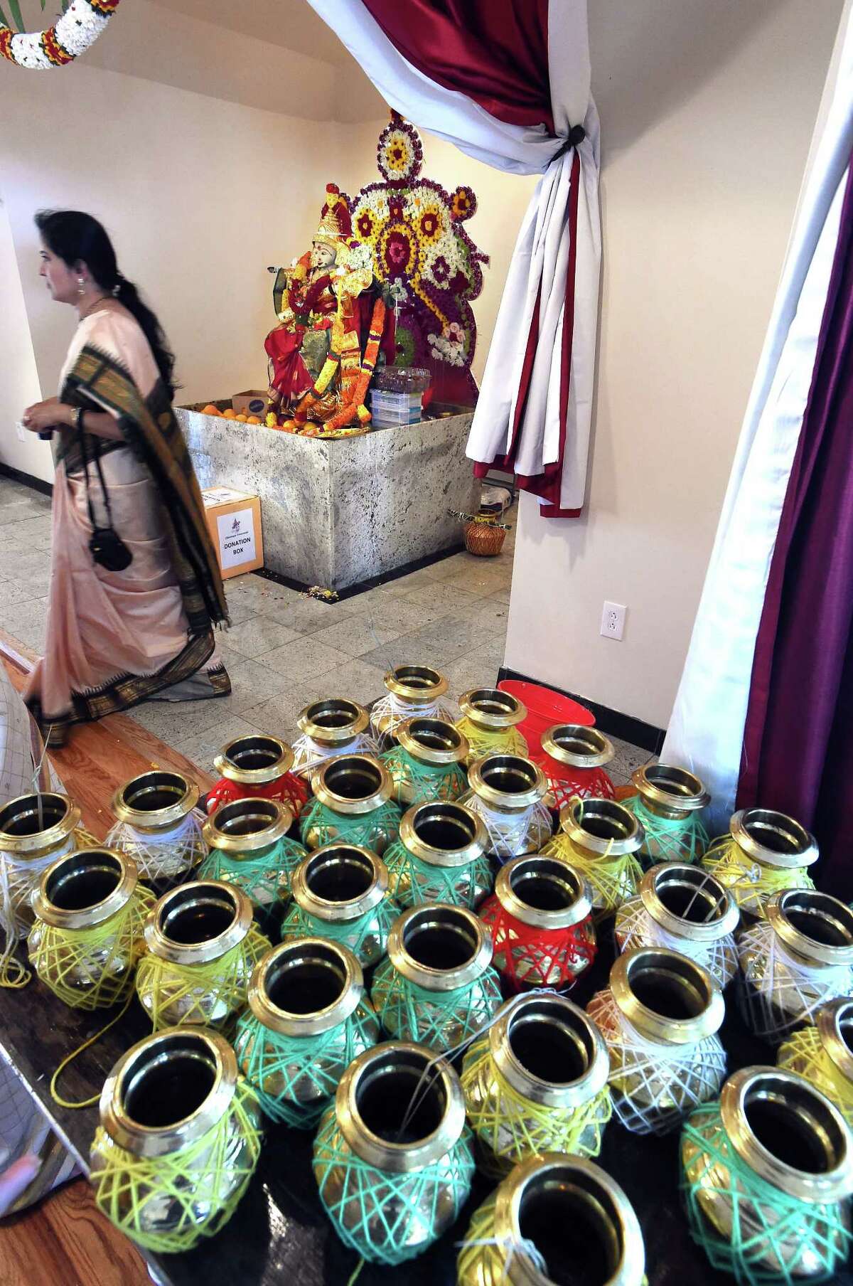 Hindu Chinmaya Saraswati Ashram opens in Orange Hindu Chinmaya Saraswati Ashram opens in Orange