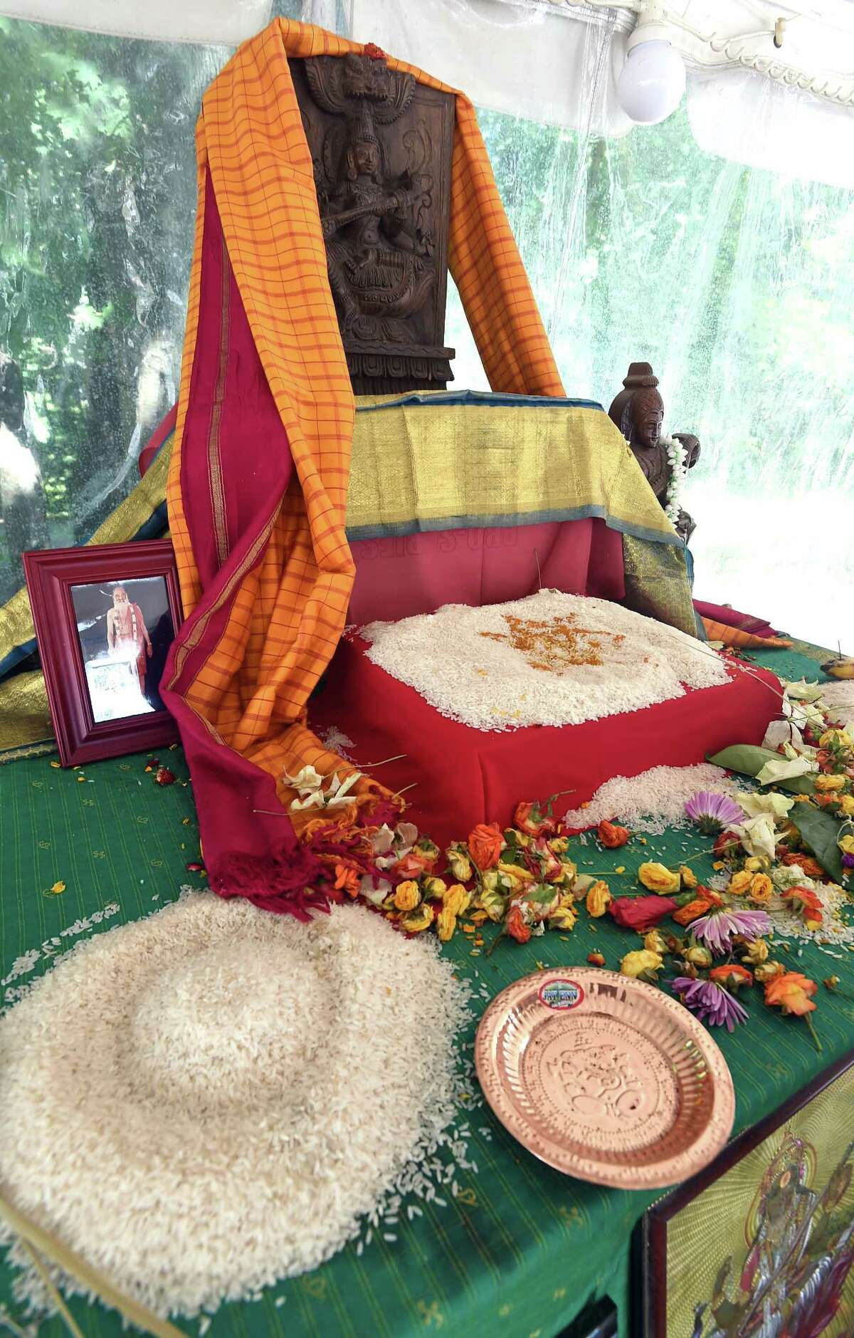 Hindu Chinmaya Saraswati Ashram opens in Orange Hindu Chinmaya Saraswati Ashram opens in Orange