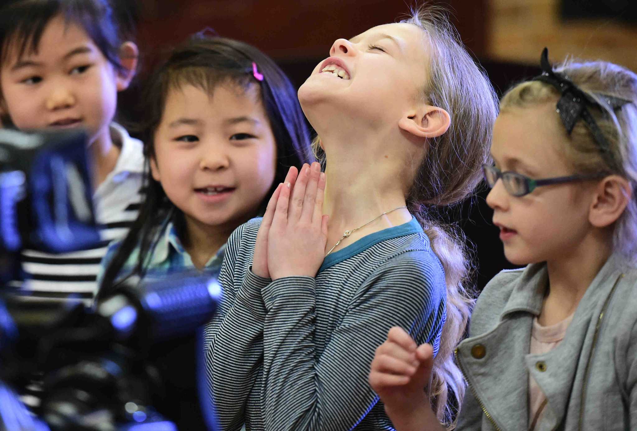 PHOTOS of Happy 2nd Graders Sing Book Story in New Haven