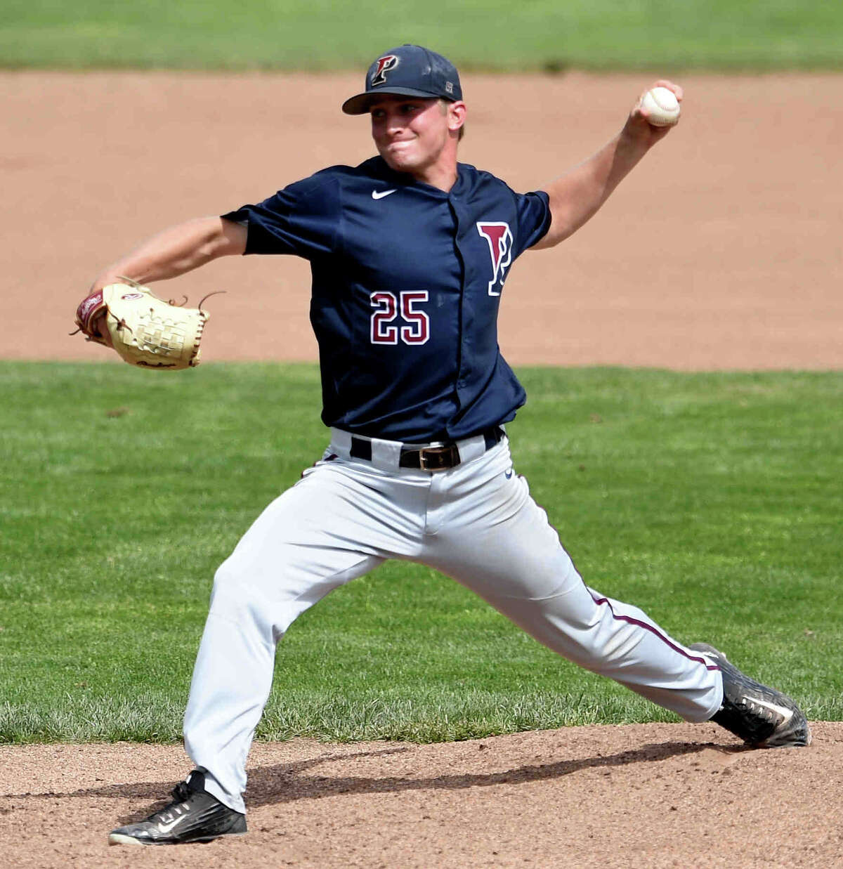 Yale baseball team wins Ivy League title, earns NCAA tournament bid