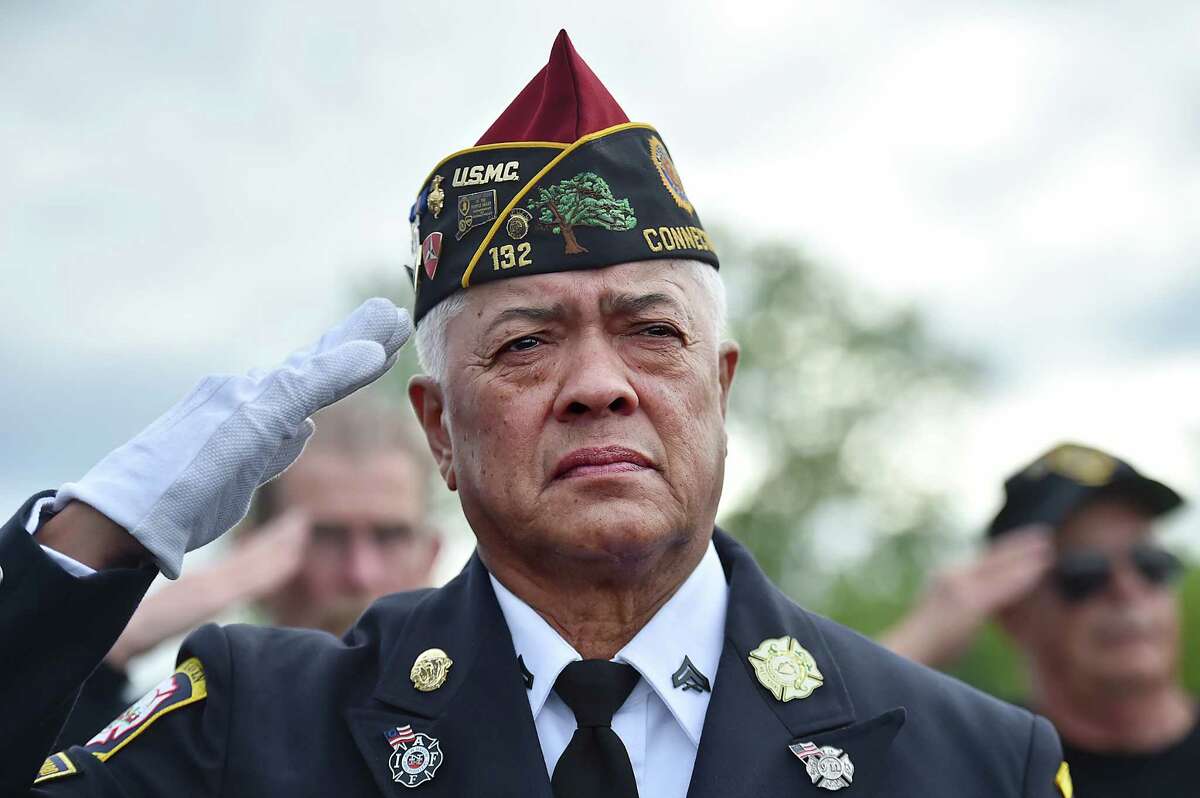 20172705ca West Haven Walk of Honor at Bradley Point