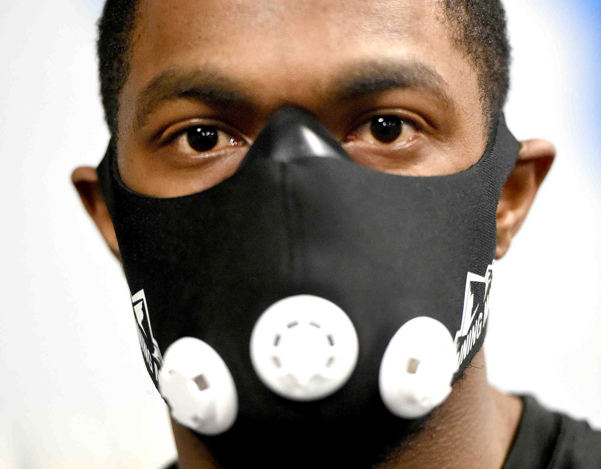 PHOTOS of BOXER Training To Fight With CrossFit