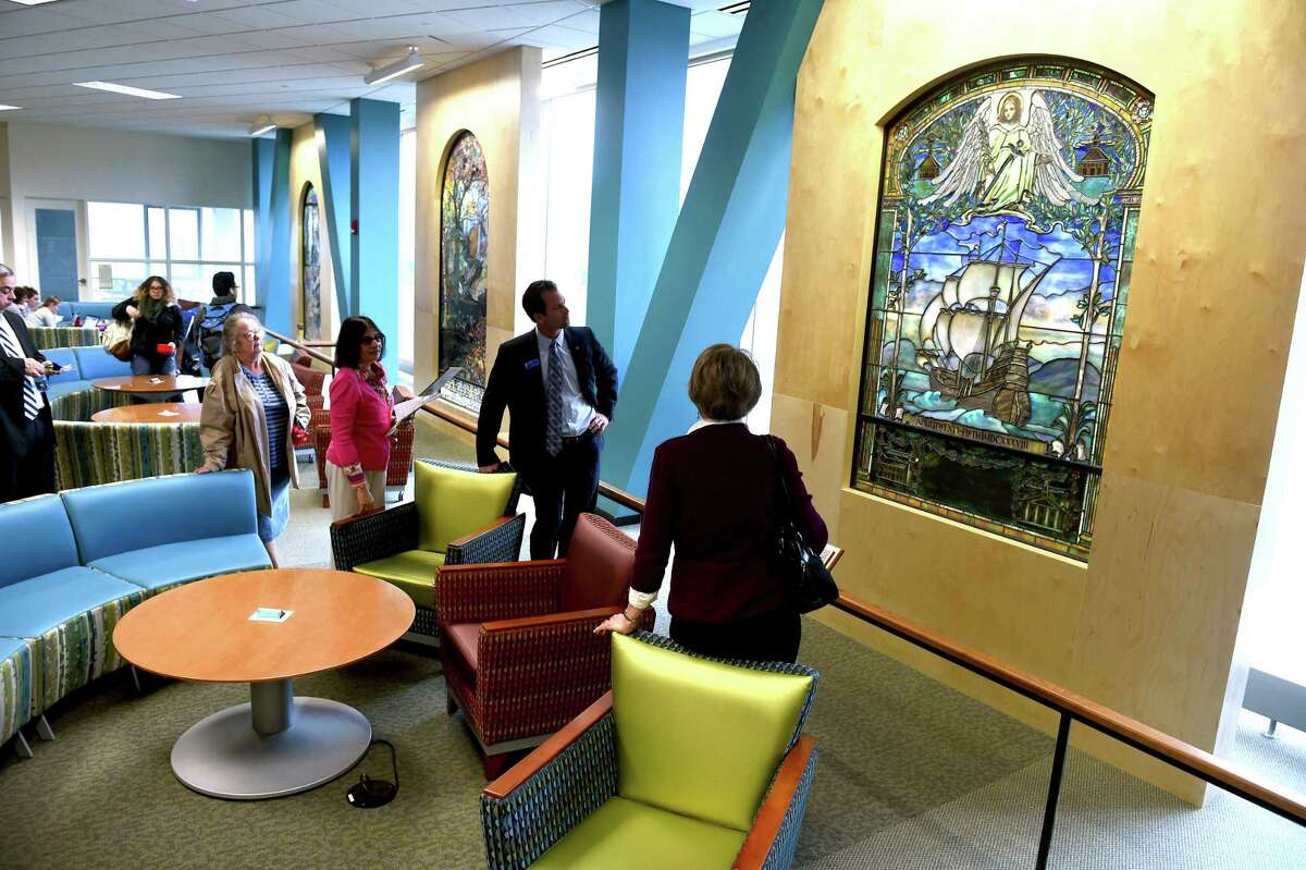 Photos of Hilton C. Buley Library at Southern Connecticut State University