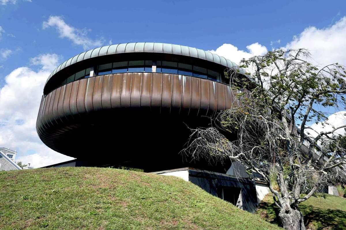 30 years later, Guilford architect reflects on controversial ‘spaceship ...